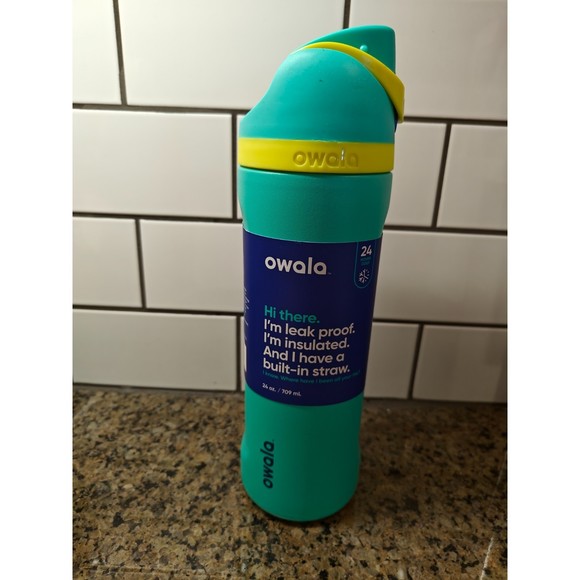 owala | Dining | Owala Freesip Stainless Steel Water Bottle 24oz Color ...
